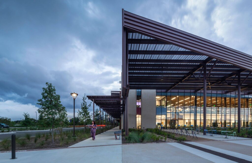 Austin Community College San Gabriel Campus - Metal Architecture