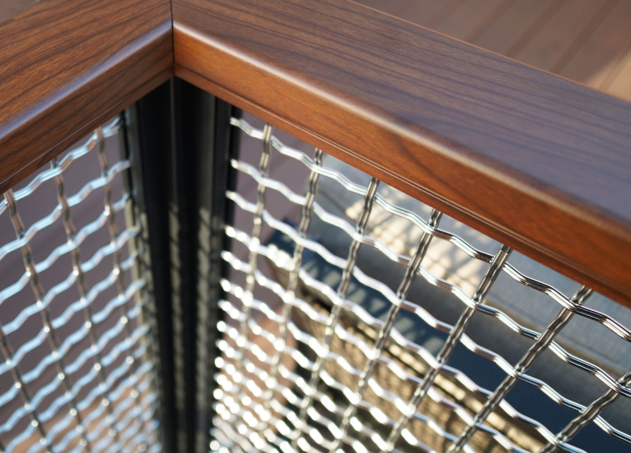 Railing panels come in mesh - Metal Architecture
