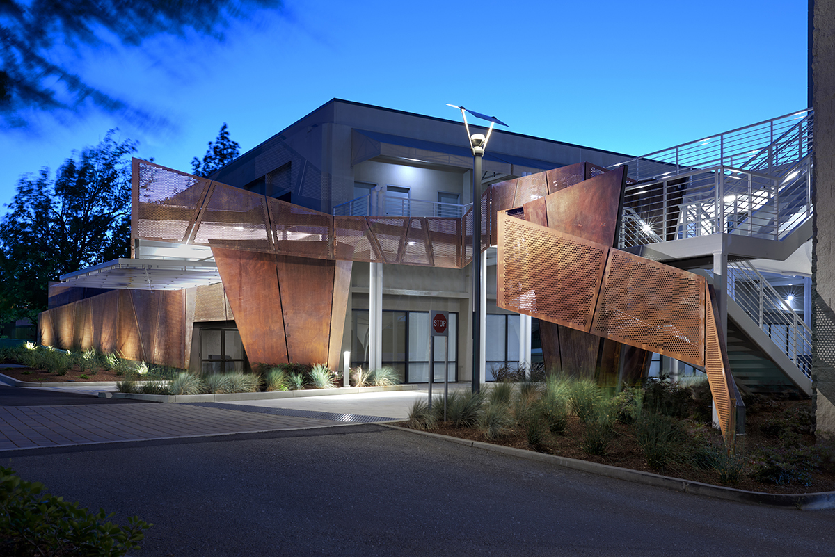 One-of-a-Kind Rustic Designs - Metal Architecture