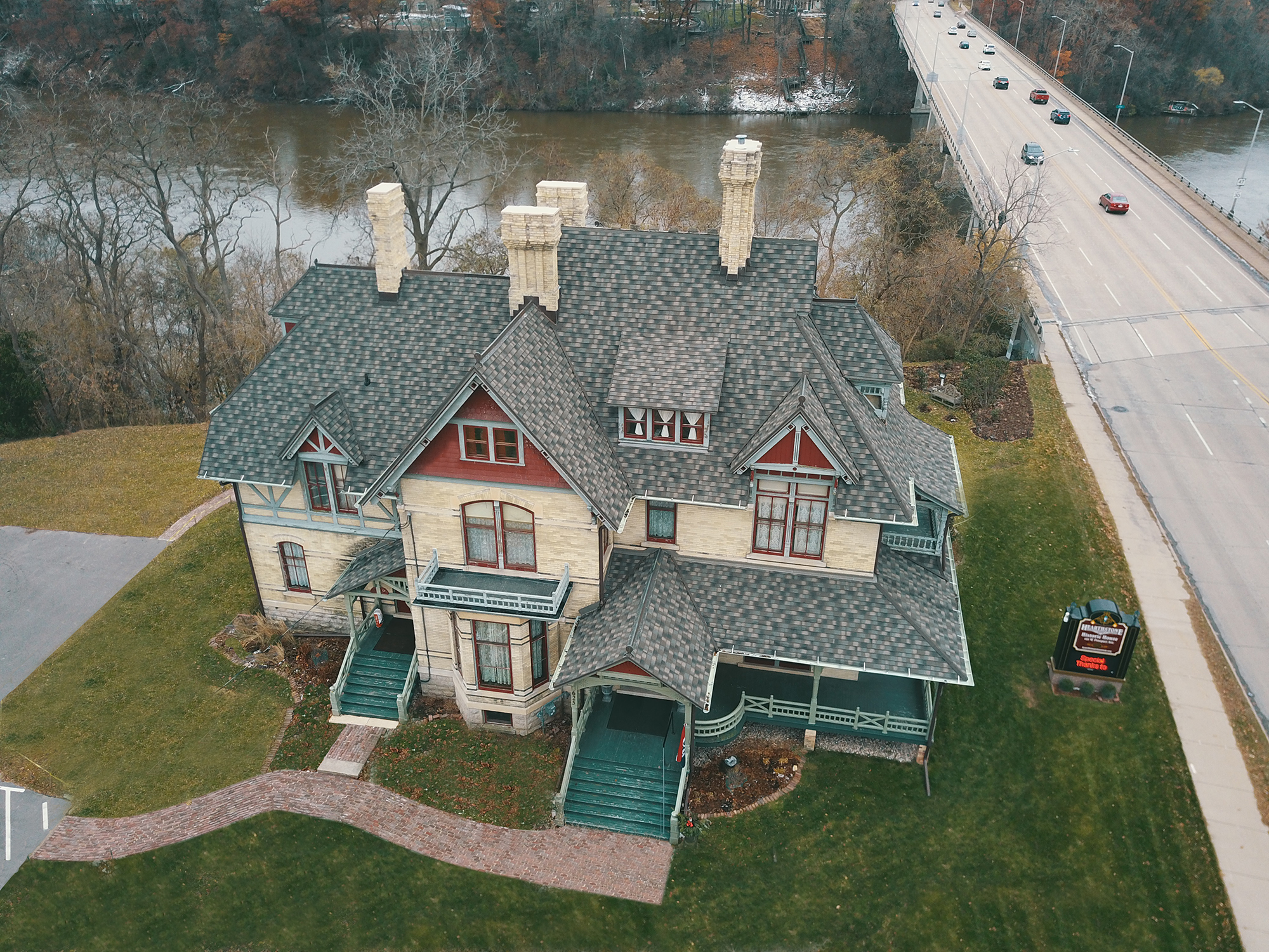Hearthstone Historic House Museum, Appleton, Wis - Metal Architecture