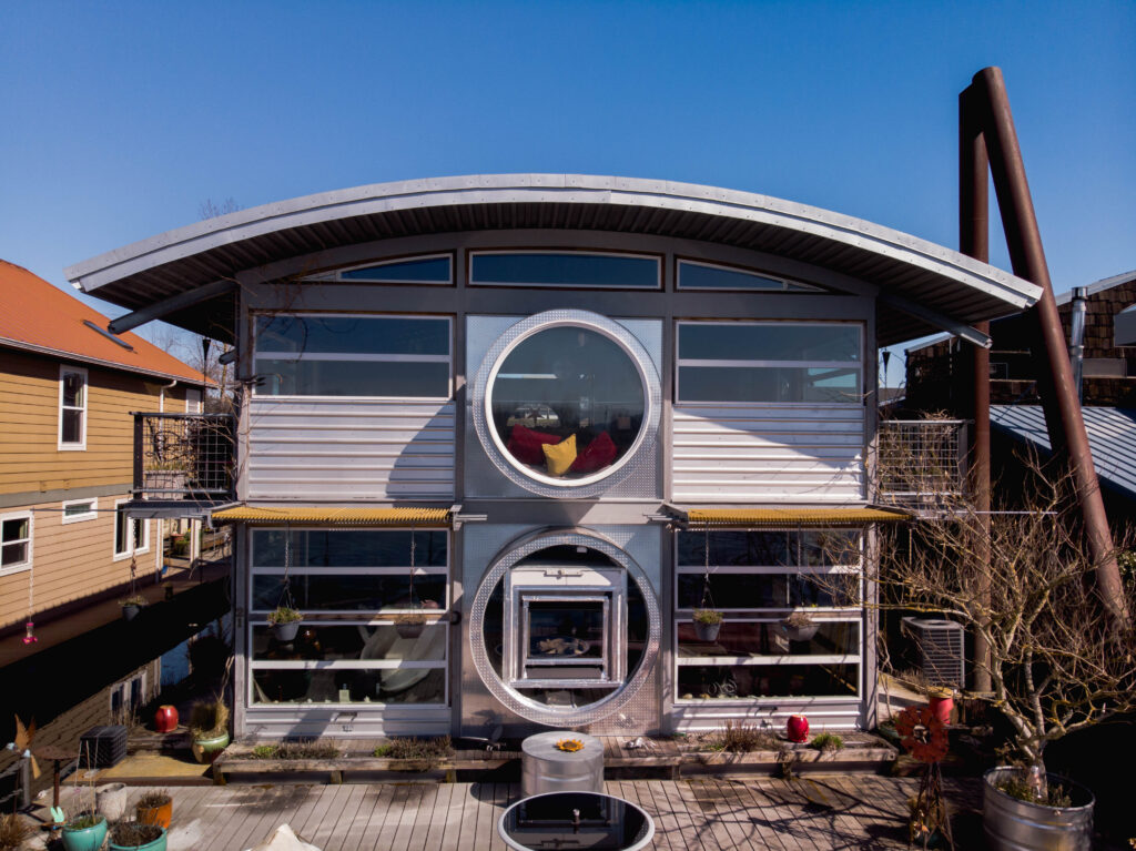 Floating house, Portland, Ore. - Metal Architecture