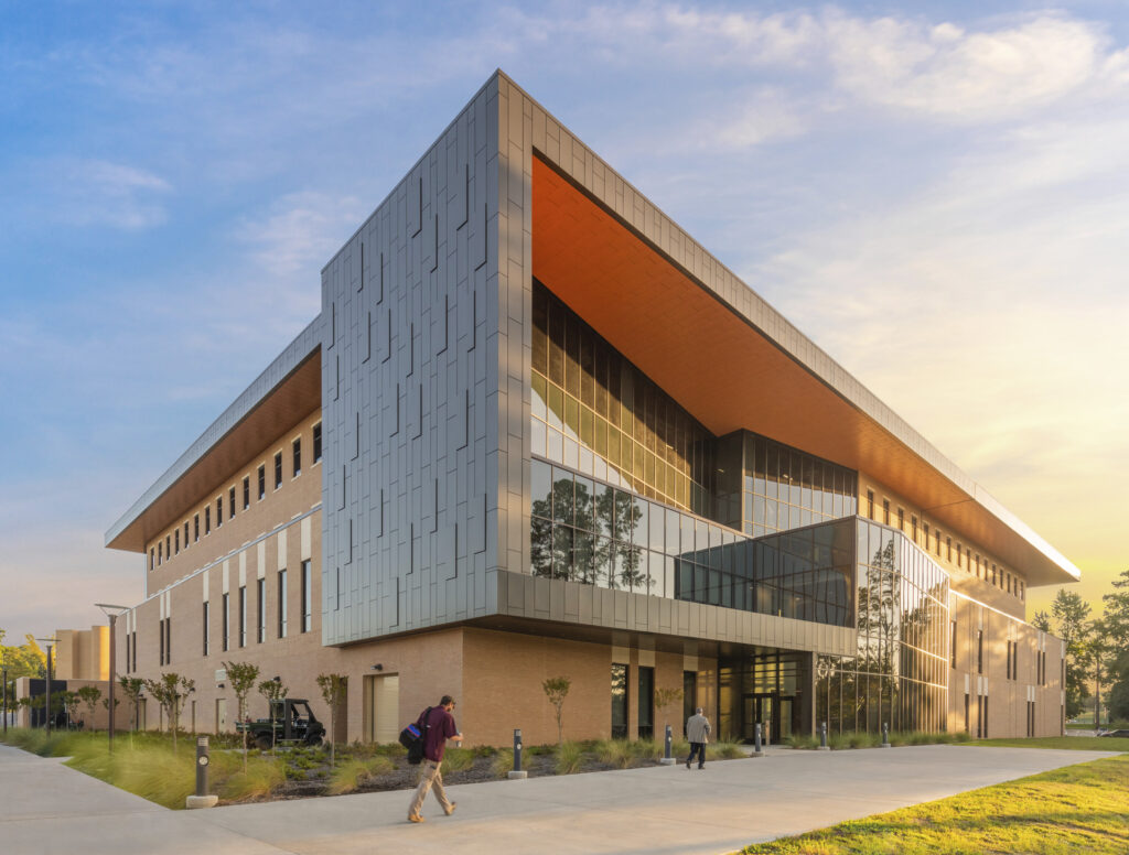 Soules College of Business and Technology, Tyler, Texas - Metal ...