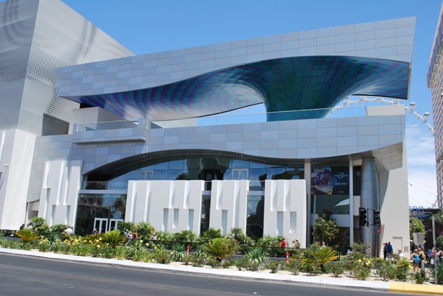 Retail complex features metal rainscreen - Metal Architecture