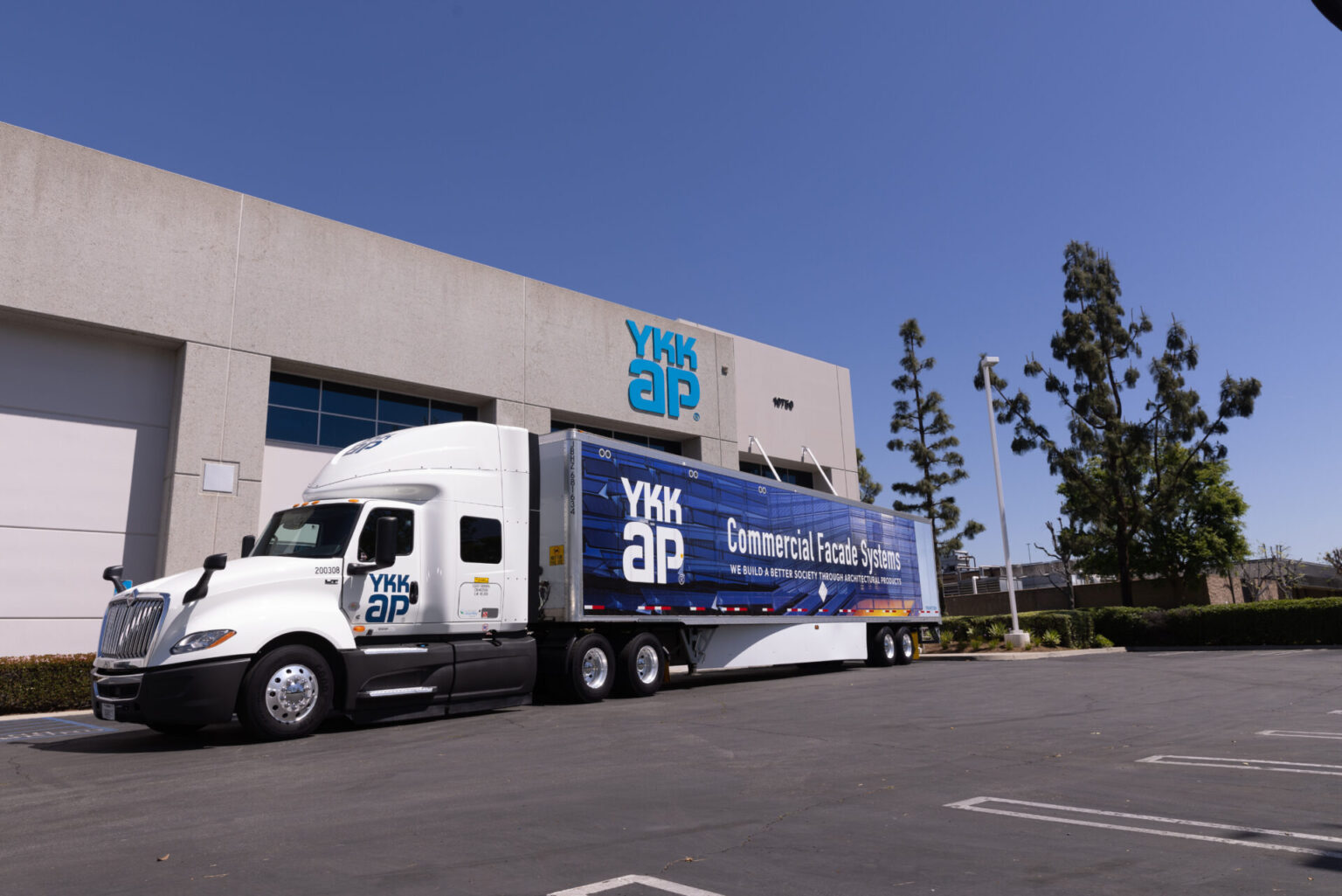 YKK AP’s LA Engineering Center offers collaboration for architects - Metal Architecture